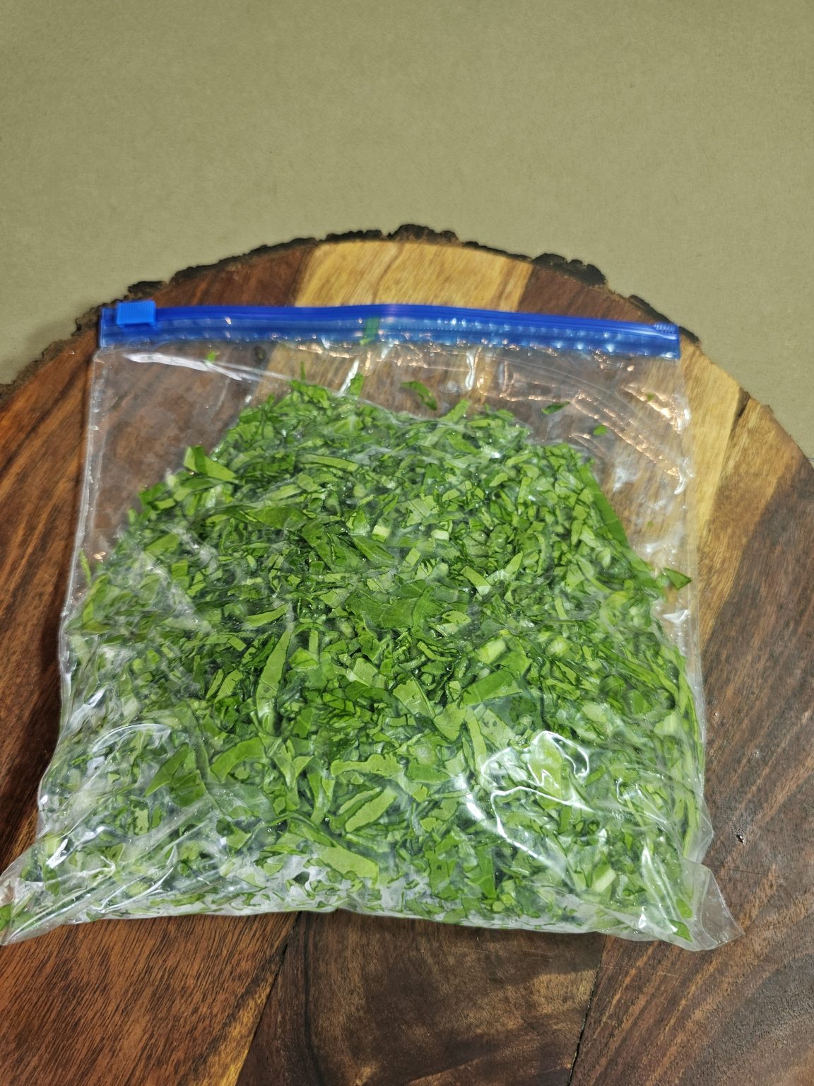 Can You Freeze Cooked Collard Greens? Here's How - WatuDaily